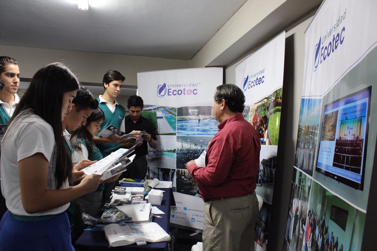 Feria reúne a 7 Universidades en Ecomundo Babahoyo – El Vocero