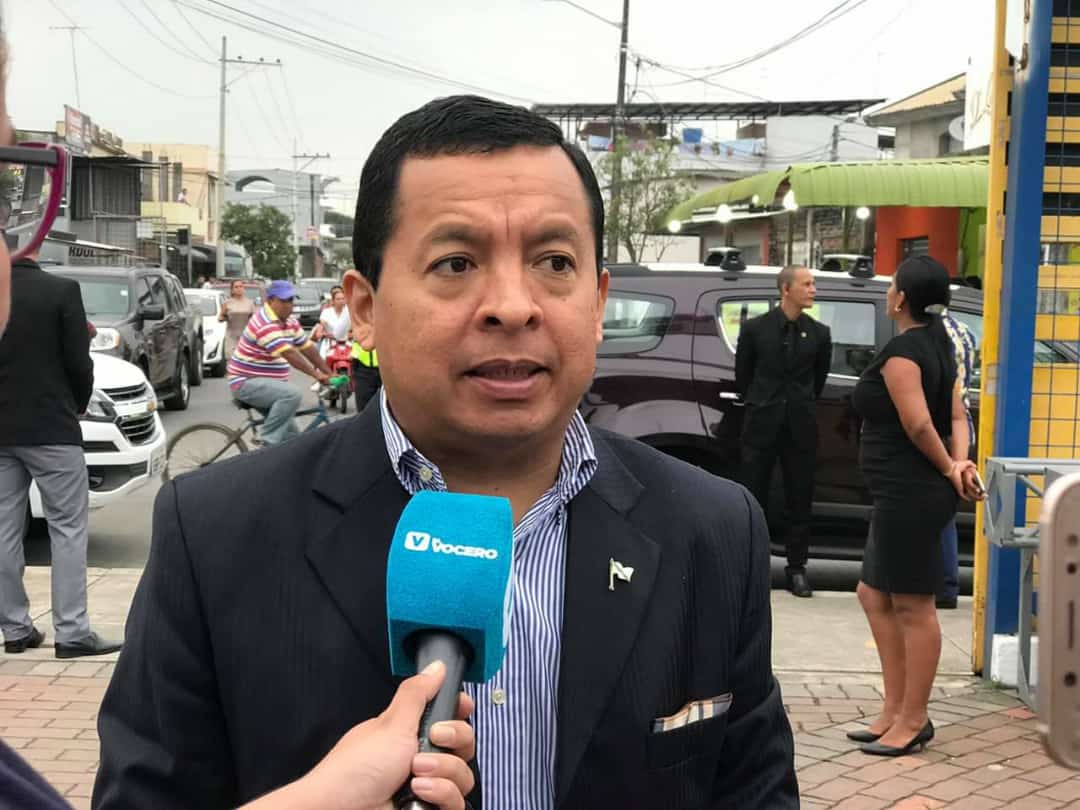 Alcalde John Salcedo asistió a la posesión del Prefecto de Los Ríos ...